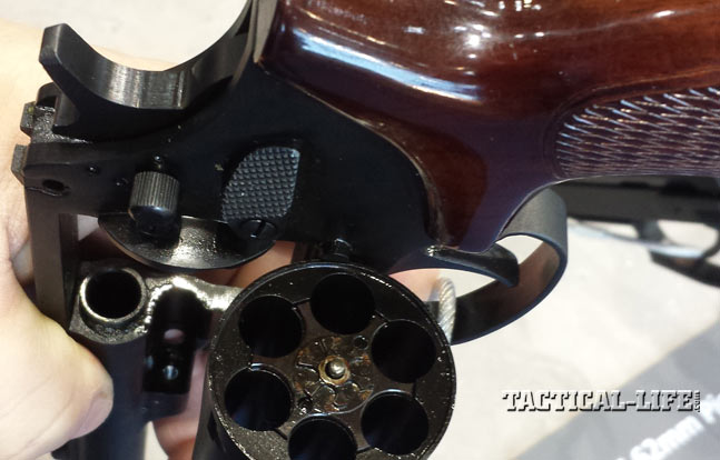 IWA OutdoorClassics: Guns from Europe's Firearms Expo