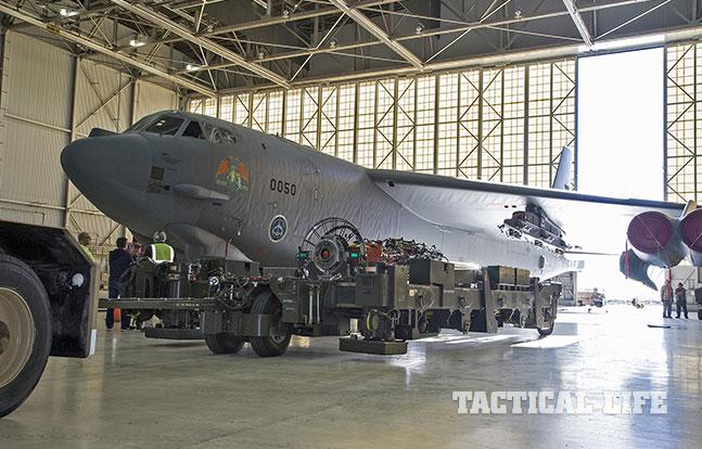 B-52H Crews Prepare For Smart Weapons Upgrade to Bomb Bay - Athlon ...