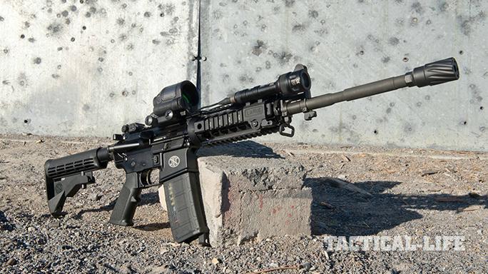 Sneak Peek: Hands On FN America’s New FN 15 Patrol Carbine - Athlon ...