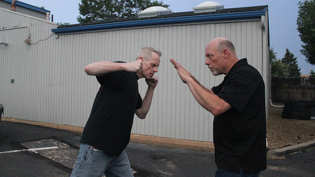 Self-Defense Skills: Mastering the Shoulder Stop for a Quick Counterattack