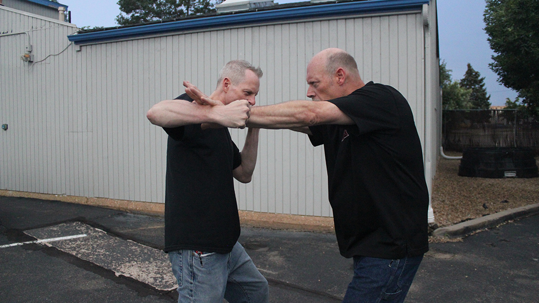 Self-Defense Skills: Mastering the Shoulder Stop for a Quick Counterattack